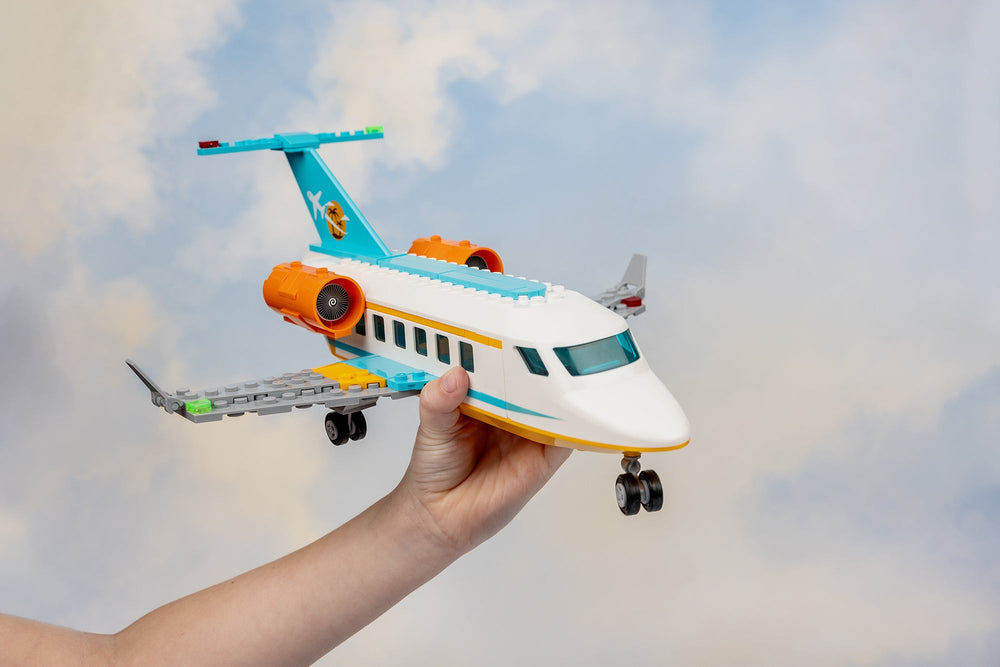 Vacation Airlines Airplane Brick Set | Brick Loot