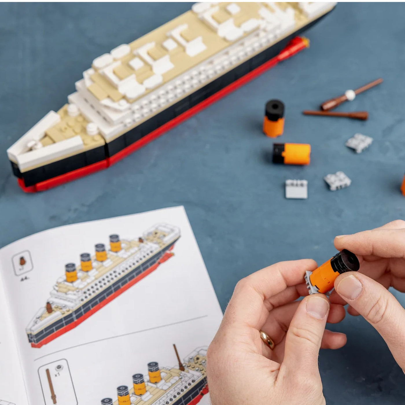 Large Titanic Ship Brick Set - 390 Pieces | Brick Loot